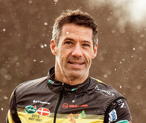 Michael fik øjenoperation og var på arbejde efter 2 timer!